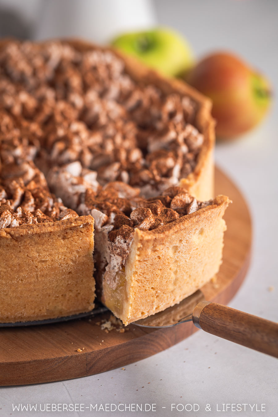 Beste einfache Apfelweintorte wie im Lieblingscafé - so saftig, so ...