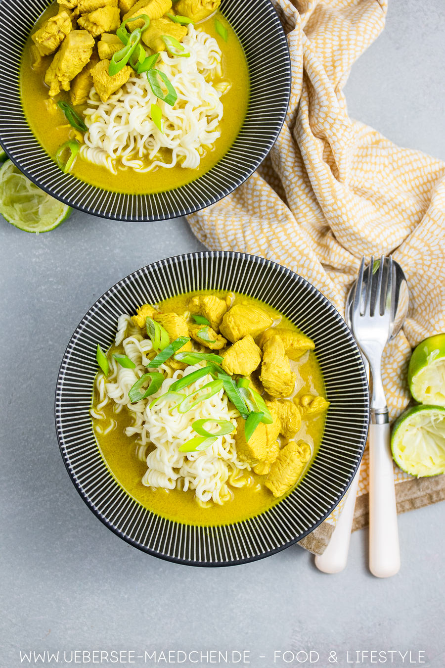 Asiatische Suppe Mit Kokosmilch Und Hahnchen