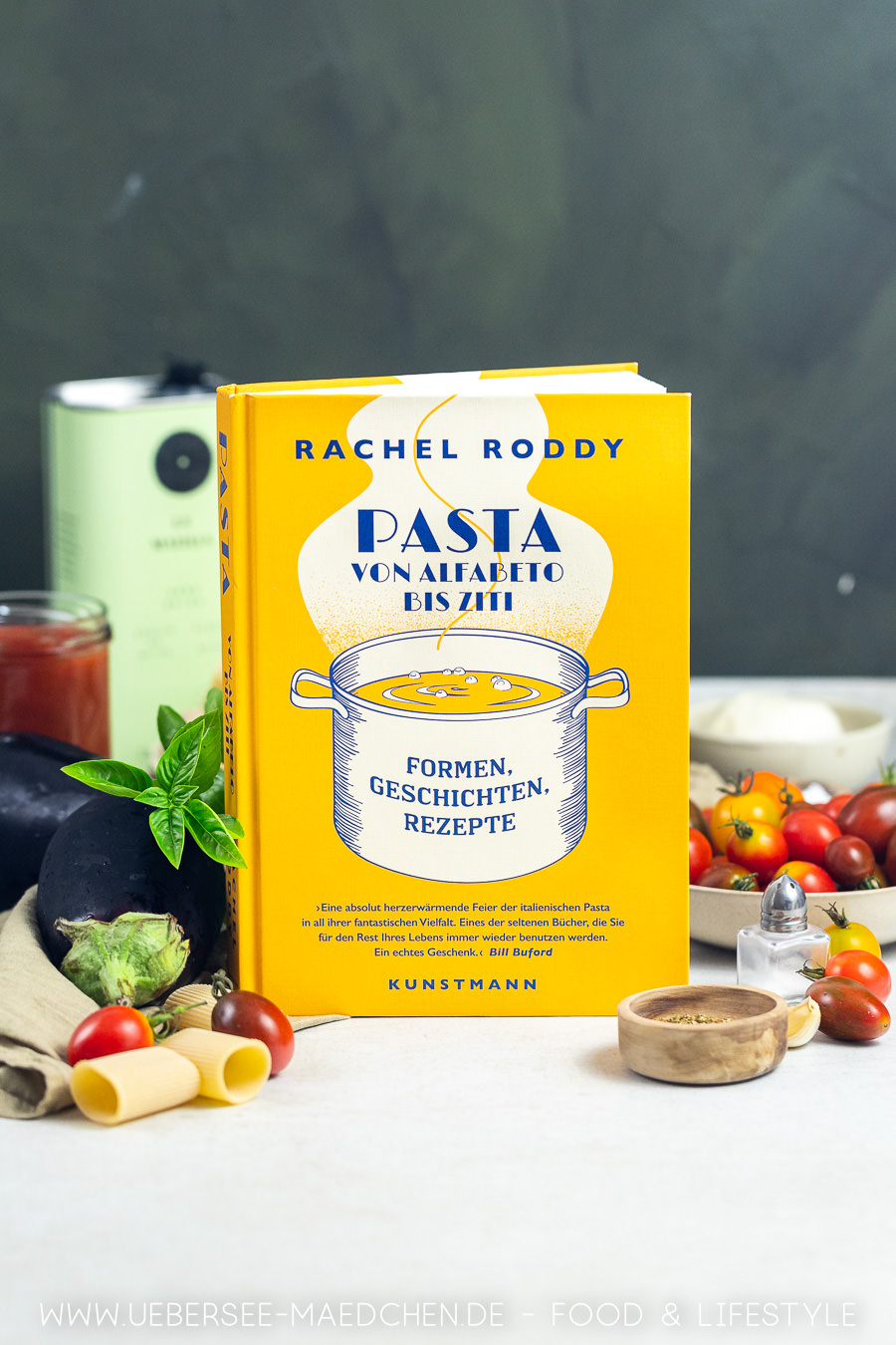 Pasta mit Auberginen-Tomatensauce und Käse musst du probieren